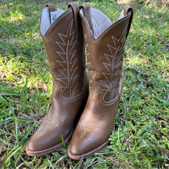 Botas Jaca | Shoes | Botas Jaca Vintage Brown Western Leather Cowgirl ...